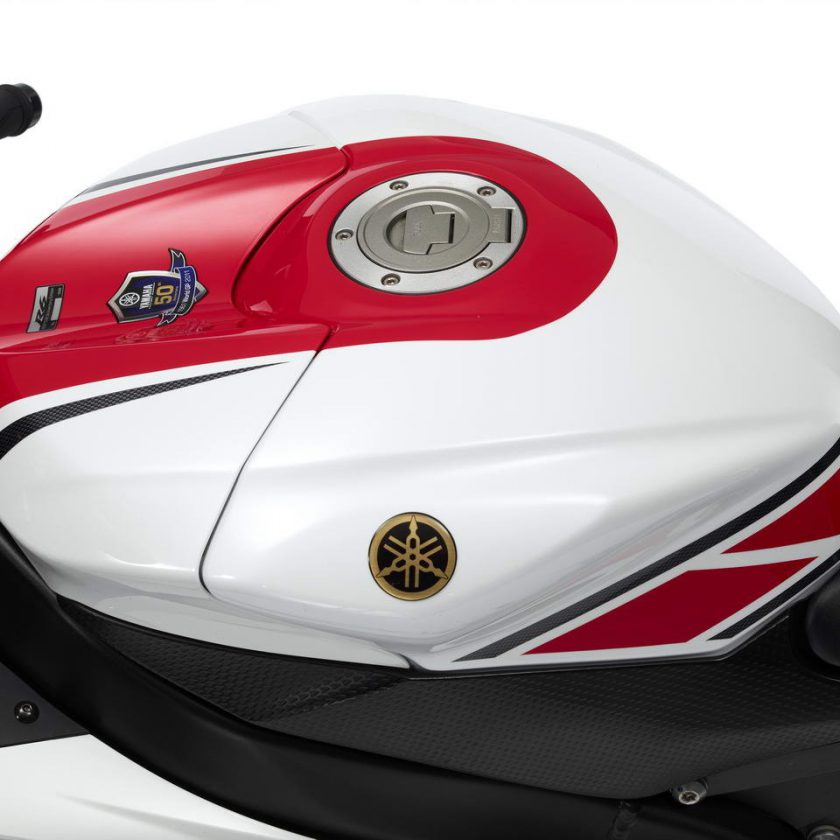 Listino Yamaha YZ YZF R6 50th Anniversary SuperSport 600 - Moto.Motori.Net